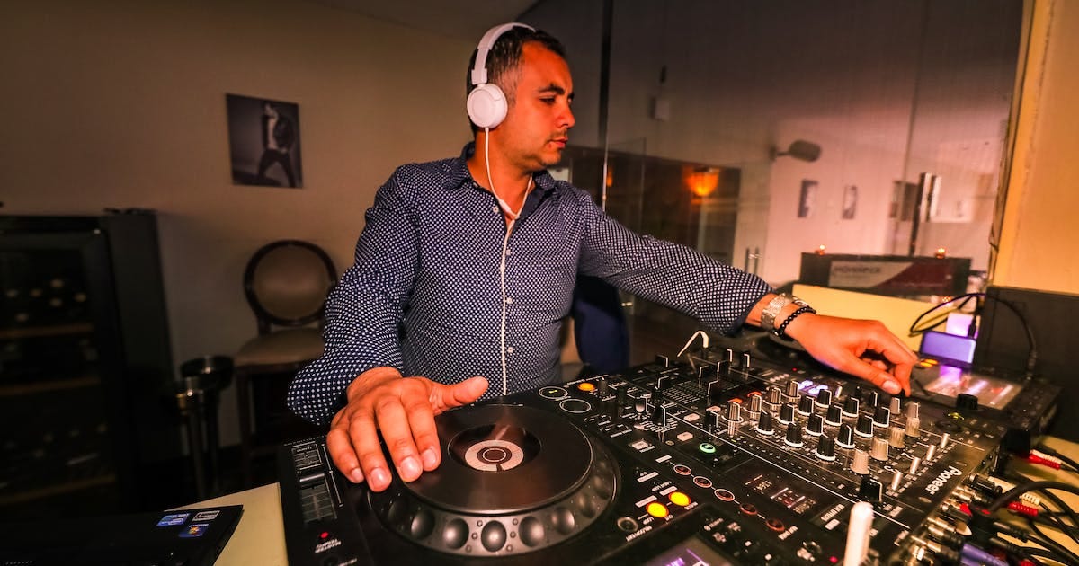 How Much SoundCloud Pays Per Play: The Ultimate Guide | Viberate ...