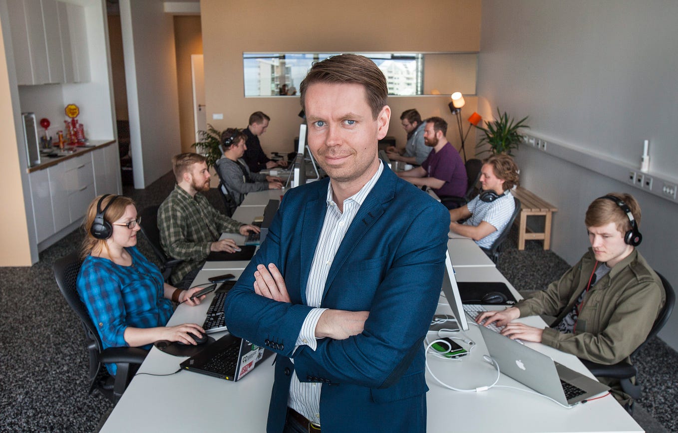 How Liveleak Built a Community. Co-Founder Hayden Hewitt Offers Tips on ...