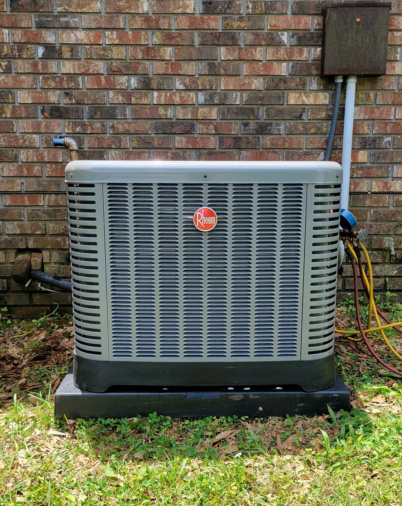 The Battle of HVAC: Comparing Energy-Efficient Cooling Systems of Heat ...