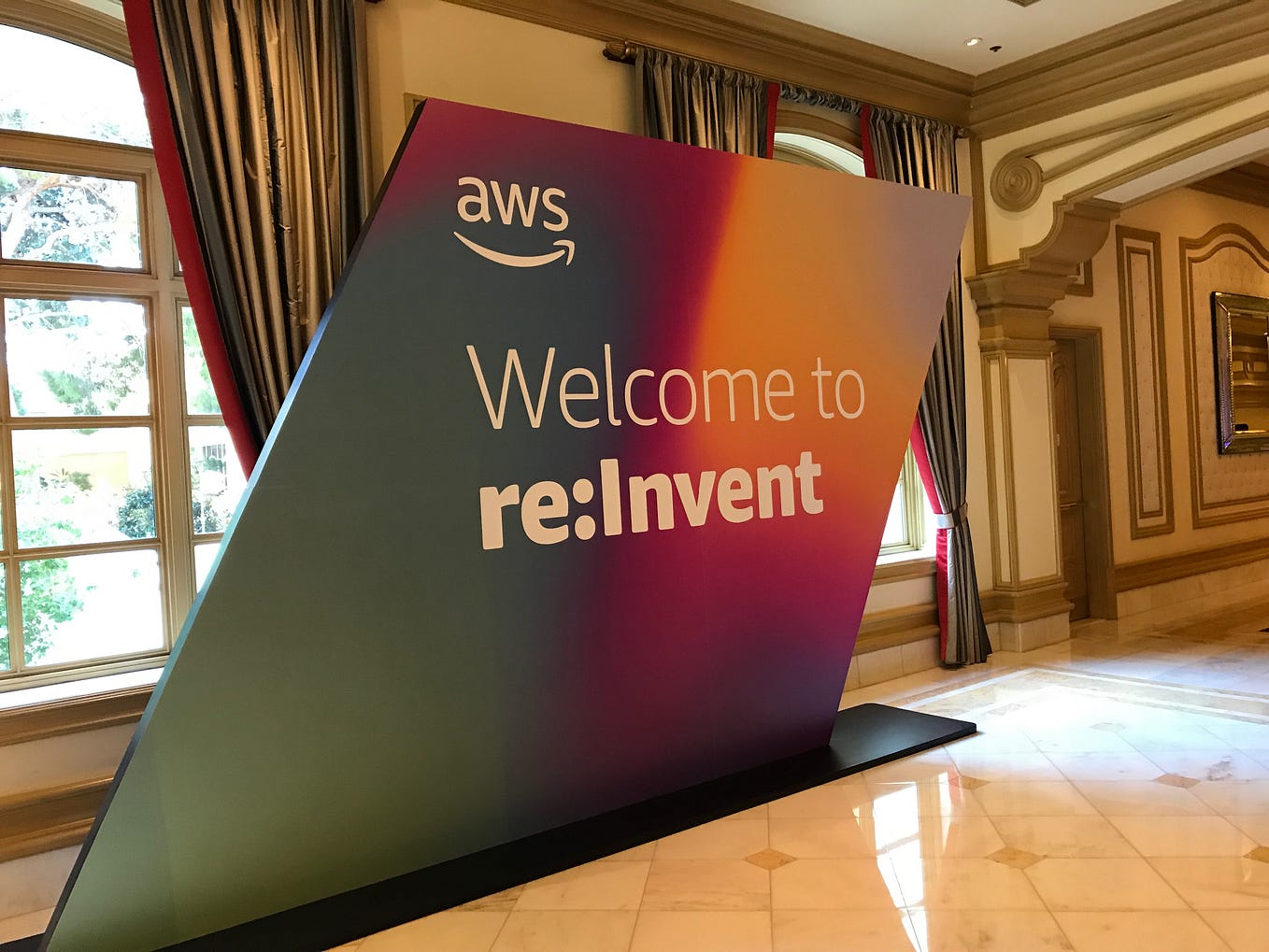 Scaling LLM Inference on EKS with AWS Inferentia and Trainium | by Junjie Tang | Medium