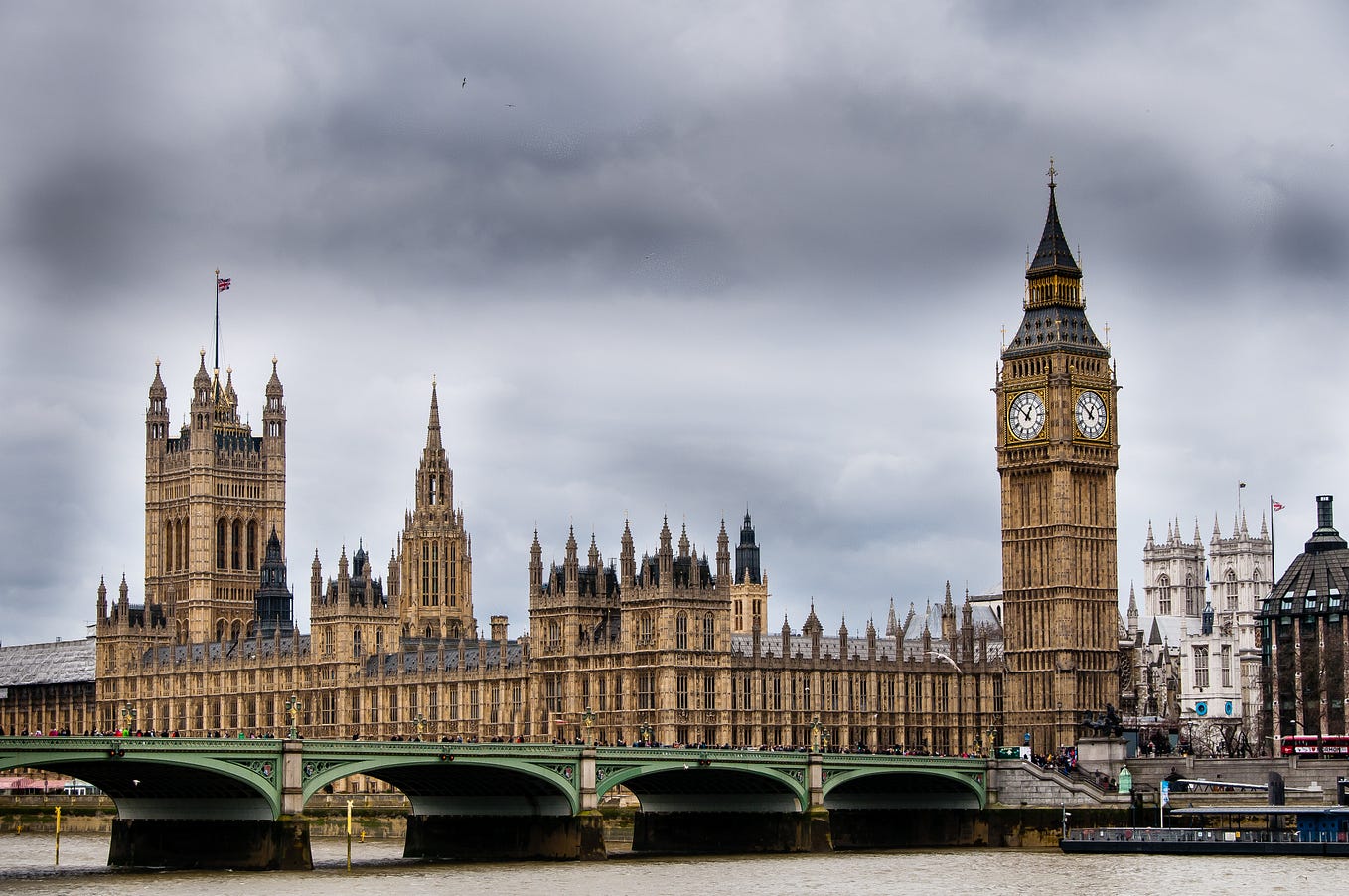 Set sail from the Westminster Pier and cruise through the heart of ...