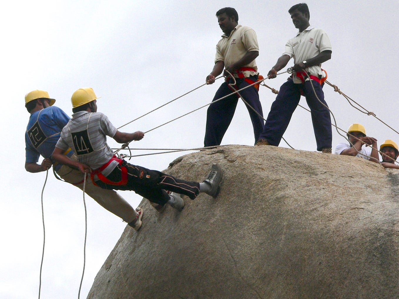 Collaboration vs. Cooperation: Building Teams That Truly Work Together ...