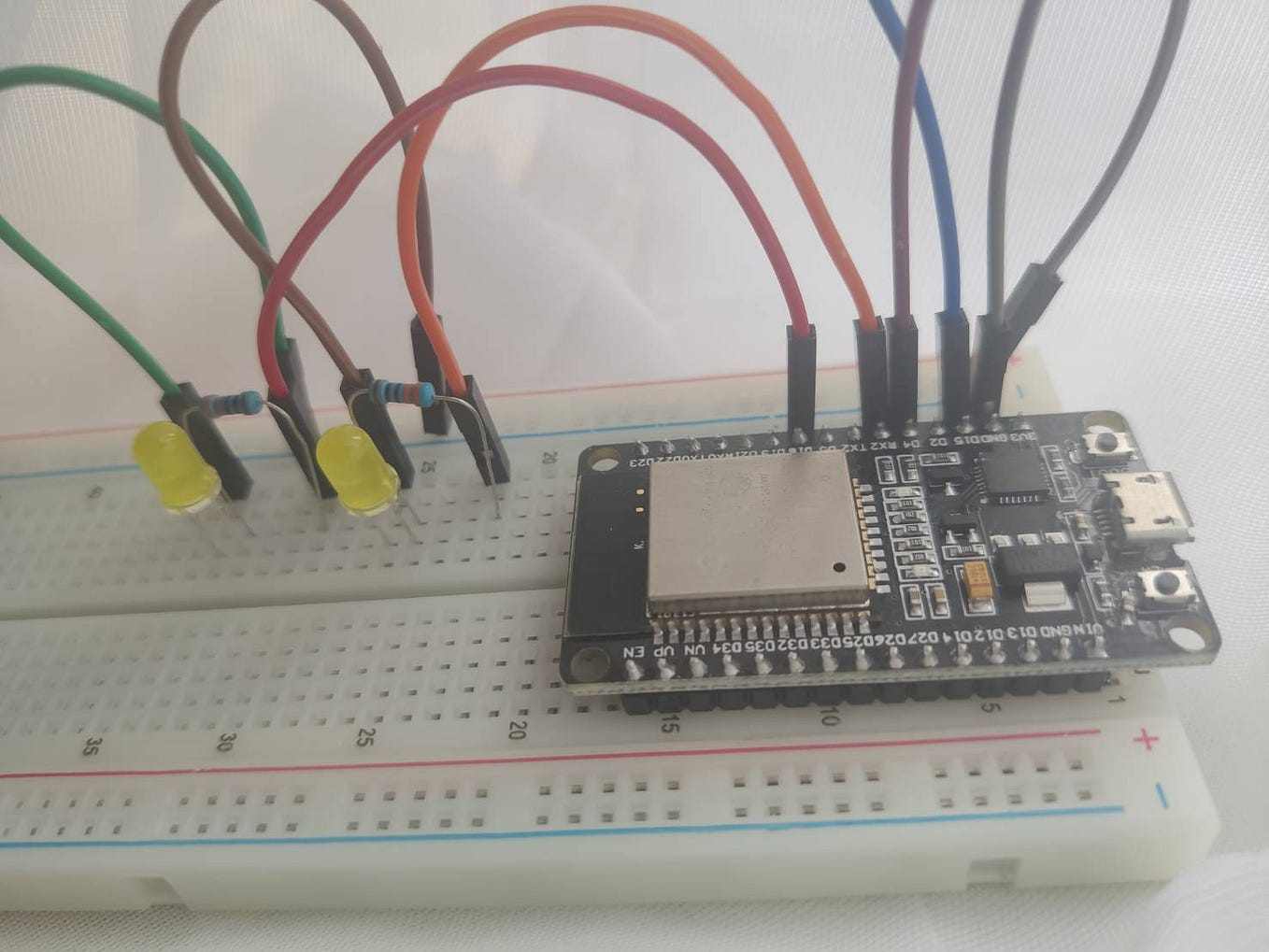 Web + Database + ESP32 + BMP180. Halo semuanya, balik lagi sama aku… | by Zarfa | Medium