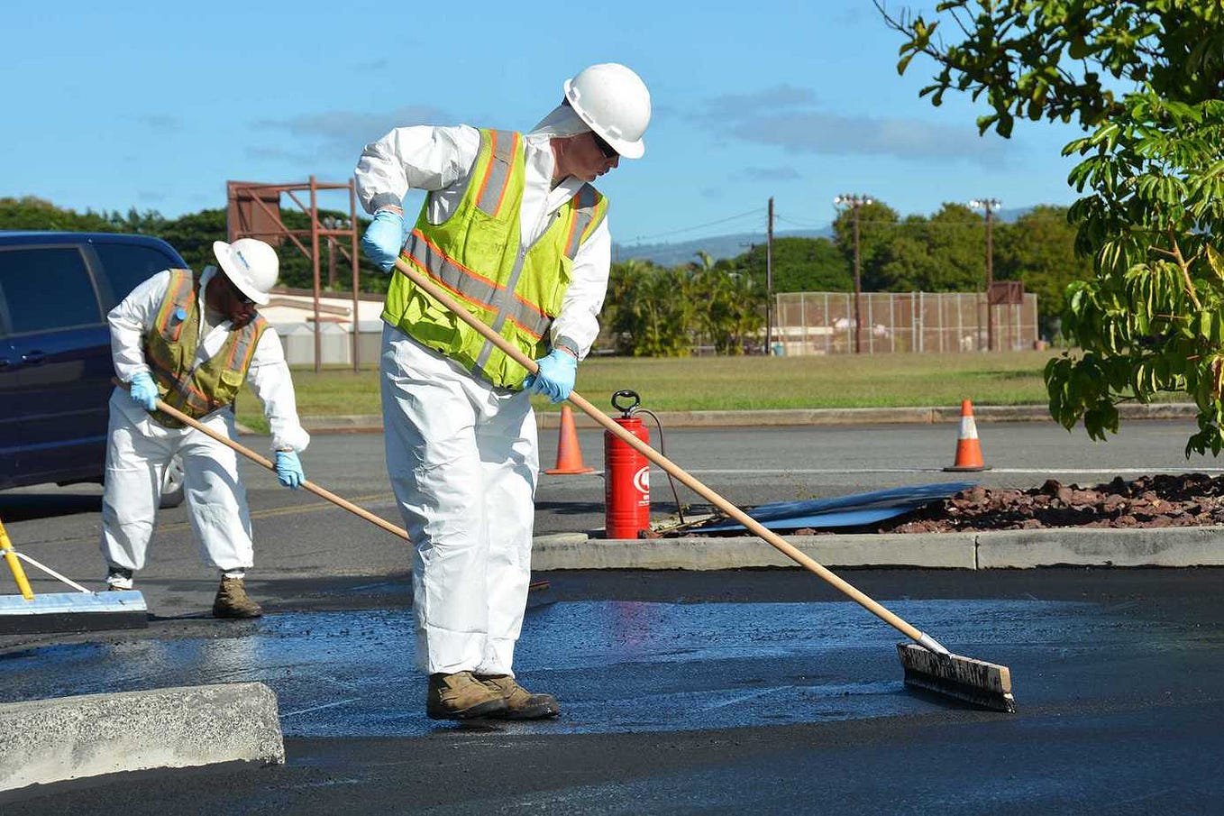 Asphalt sealcoating - Porterfield Asphalt - Medium