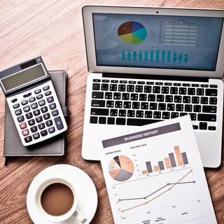 Definisi dan Kegunaan Aplikasi Komputer Akuntansi | by buno | Medium