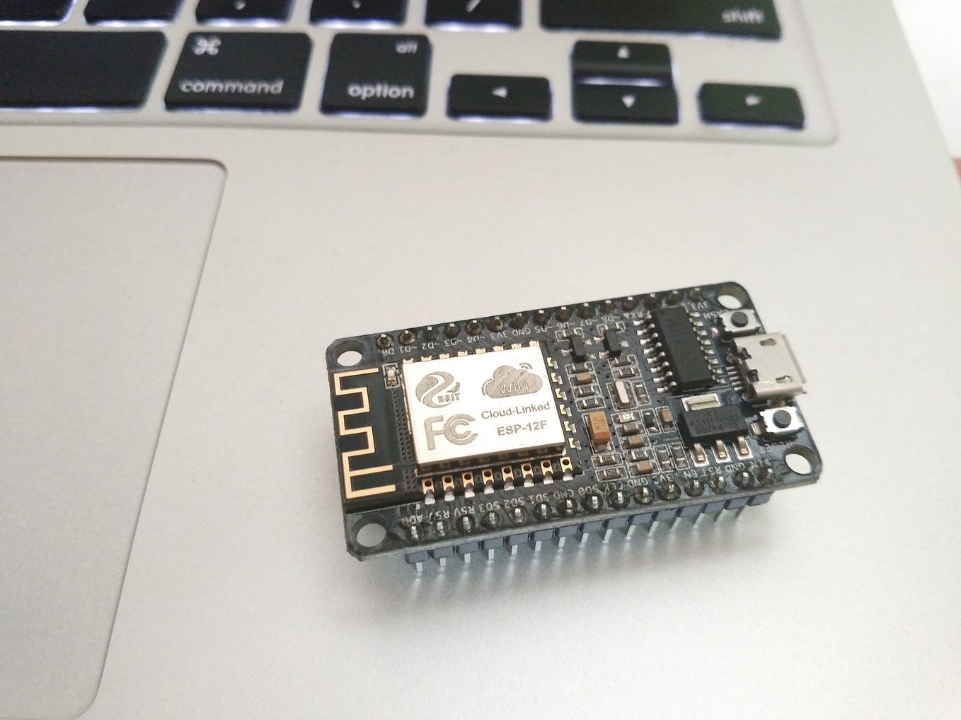 Mengontrol Saklar On/Off led pada ESP8266 node mcu dengan Android dan Arduino | by Moh Halim ...
