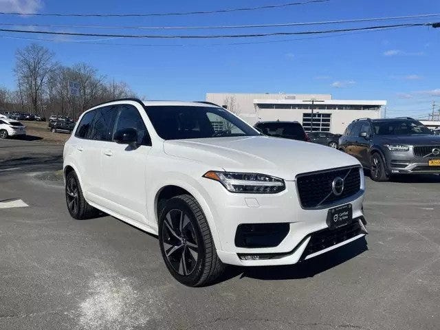 Volvo Dealership Near Meriden CT - Gengras Volvo Cars North Haven - Medium
