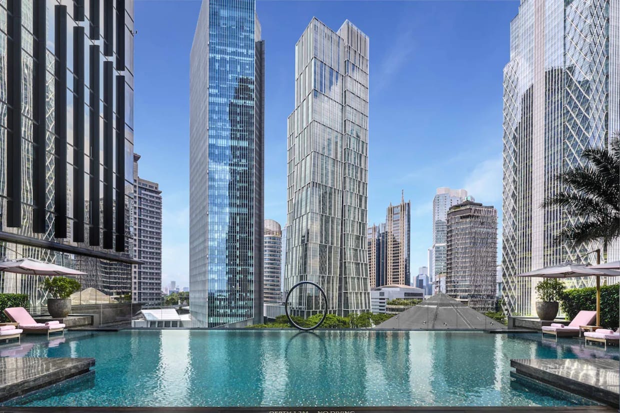 Experience Luxury and Comfort at Renaissance Shanghai Caohejing Hotel | by Oğuzhan Arkan | Jun ...