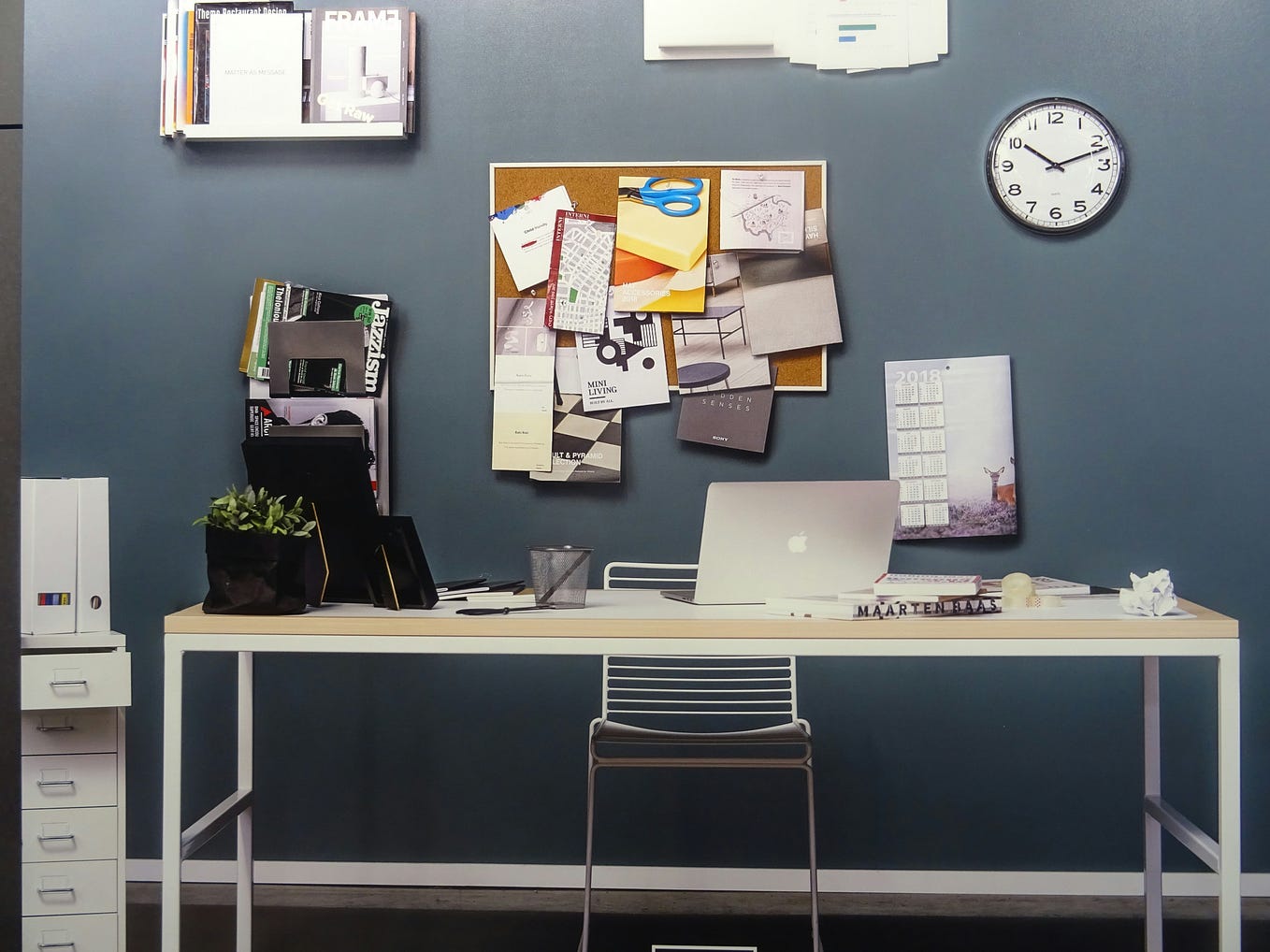 Sidebar Savvy. How to write a sidebar that adds value… | by Kathy ...