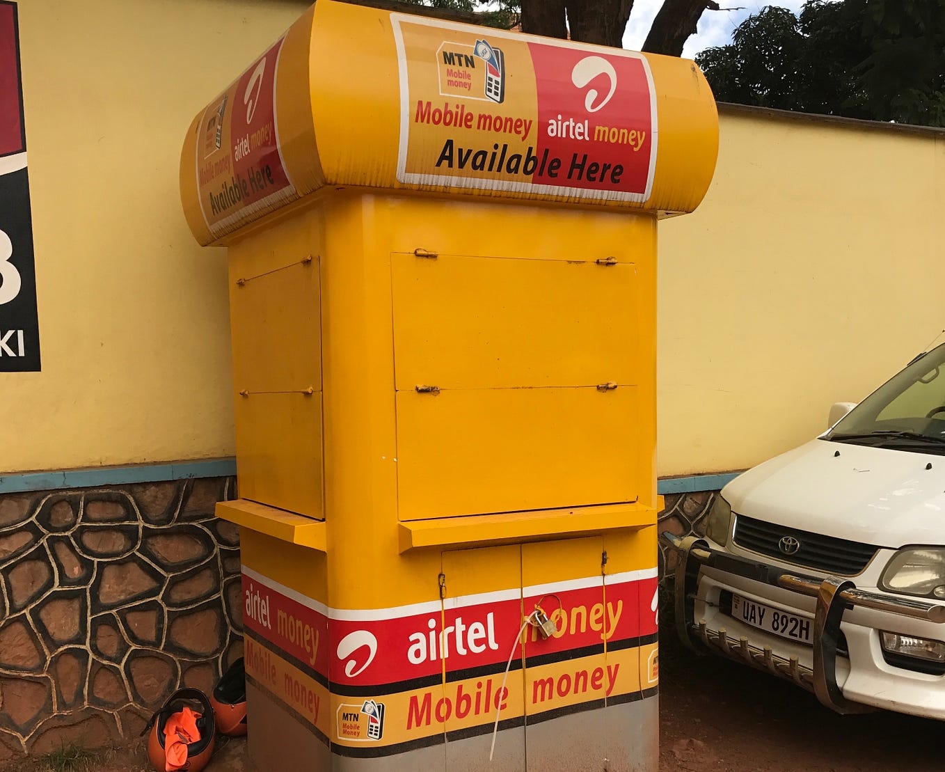 The New Beyonic is here! - Business Beyond Cash — The Beyonic Blog Archive - Medium