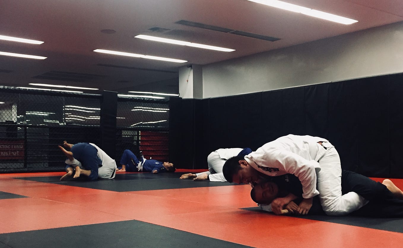 My Jiu Jitsu Brain is Finally Working | by White Belt Chronicles | Medium