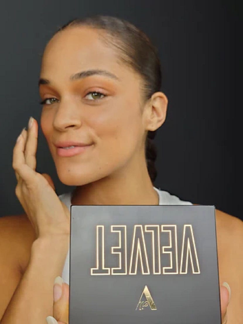 The Power of Pro Recommeded Makeup - Veilcosmetics - Medium
