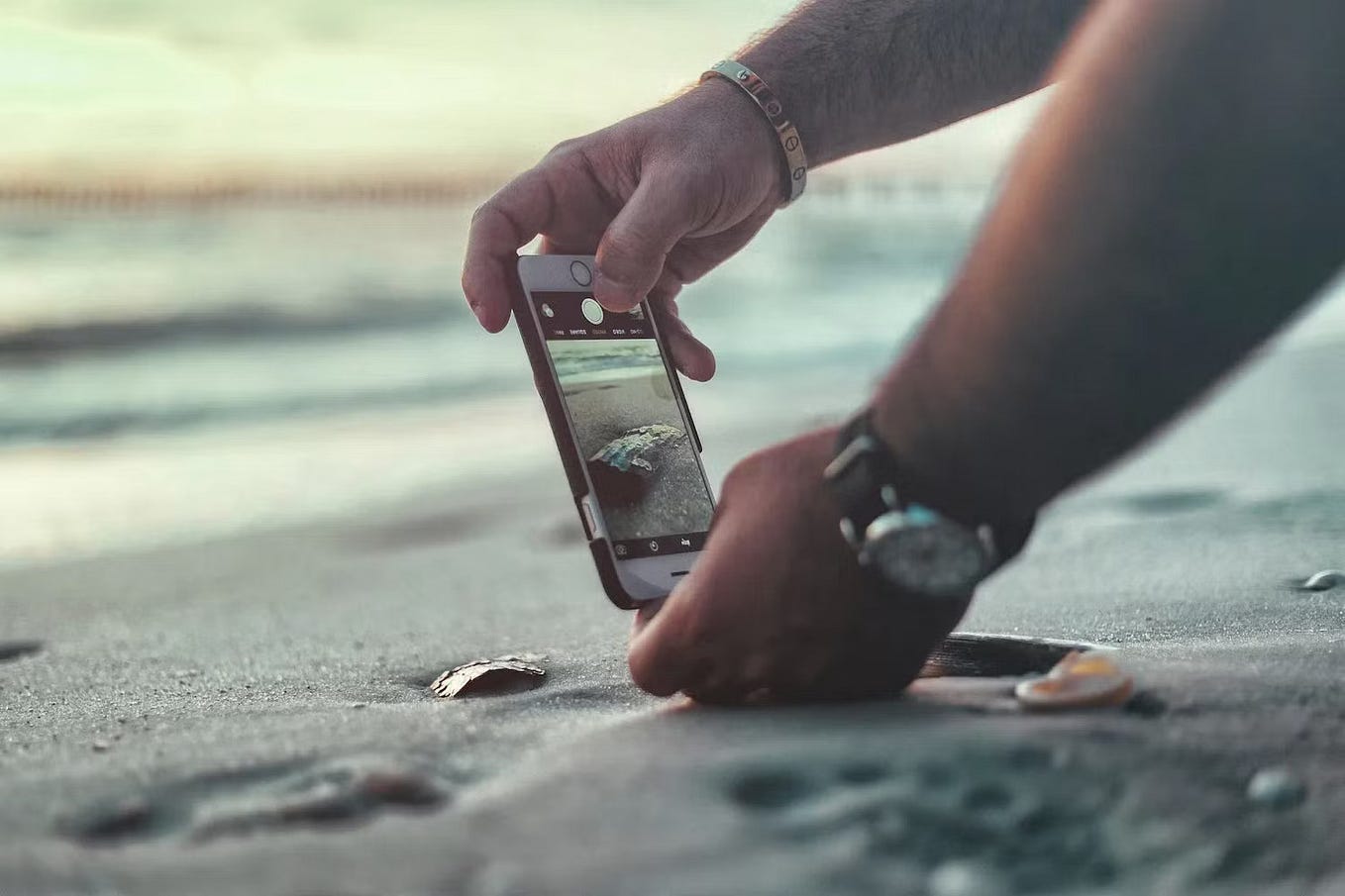 The impact of mobile technology on society. | by UniverCell Canada | Medium
