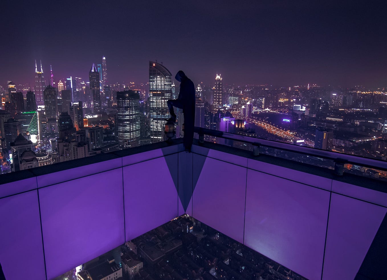 What’s this weird arrow notation in Python? | by Thomas K R | Medium