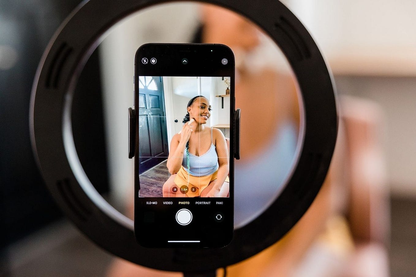 4 Easy Ways to Print 'Hello World' in Python | Geek Culture