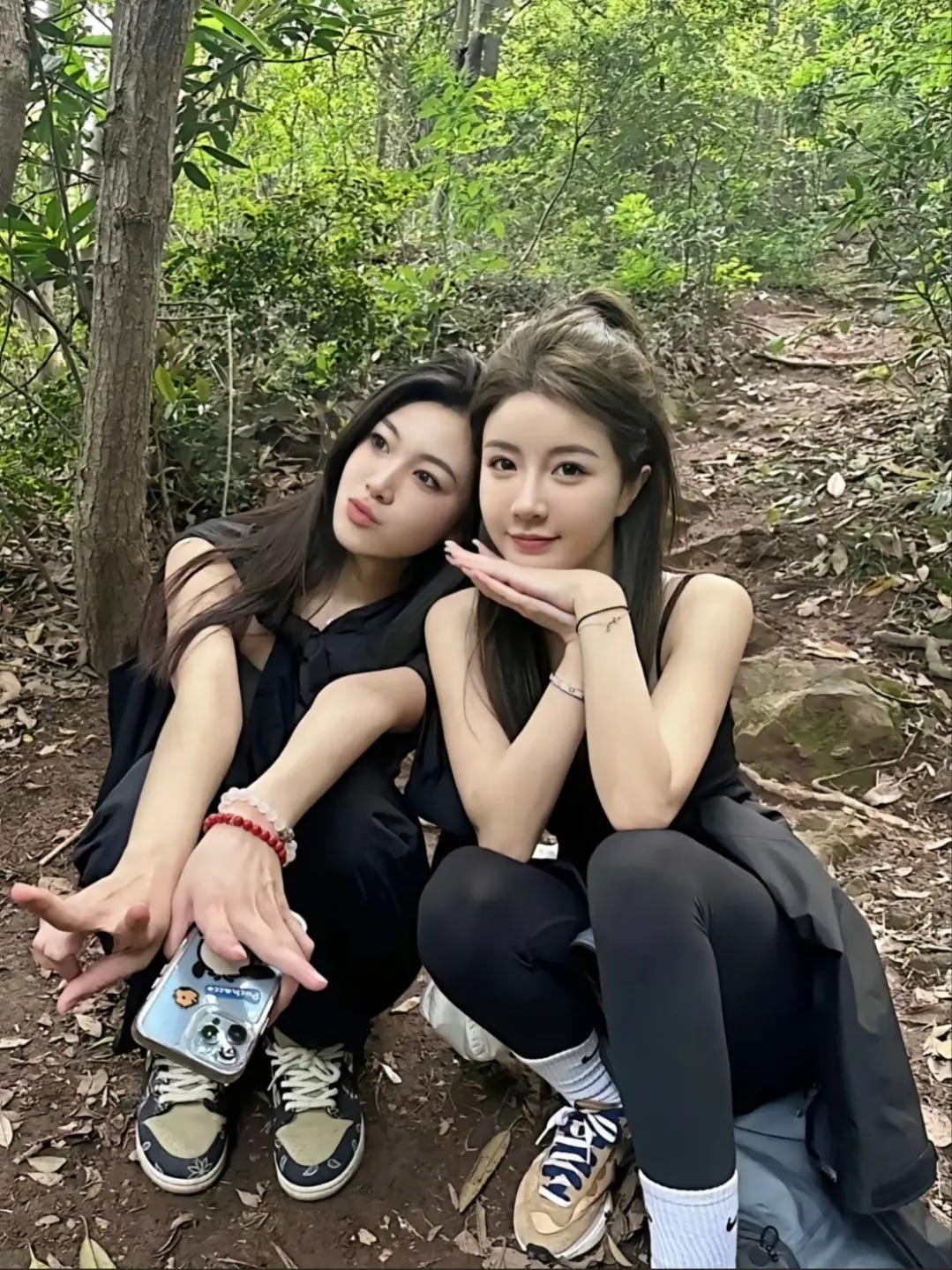 Frida Kahlo’s Impact on Feminism | by Sean Ra ☀️🌜💞🌛 | Cnnn.com | Medium