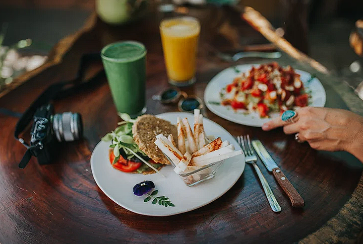 Escape to Tulum’s Hidden Gem: Raw Love Cafe — A Plant-Based Oasis for ...