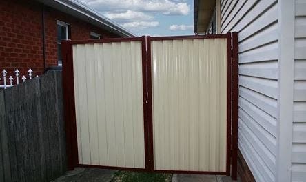 Enhance Your Property with the Best Residential Fencing Mandurah | by ...