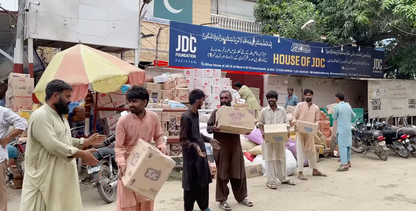 That's true! Public transport is really missing in Islamabad. - Danyal Haroon - Medium