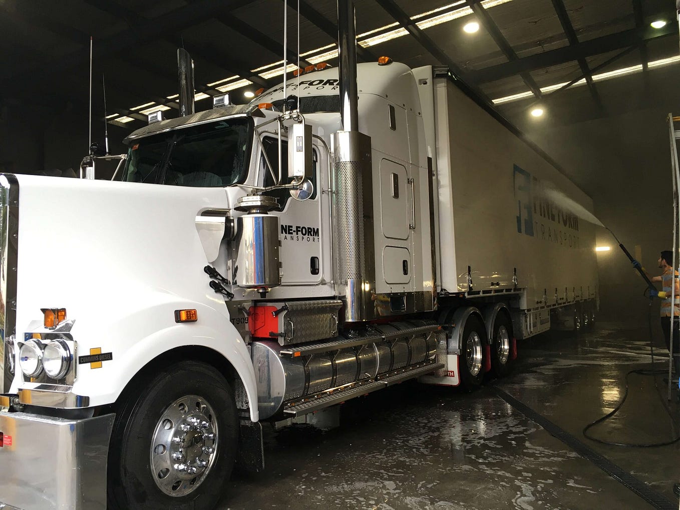 Choosing the Right Truck Wash for Your Specific Fleet Needs | by truck ...