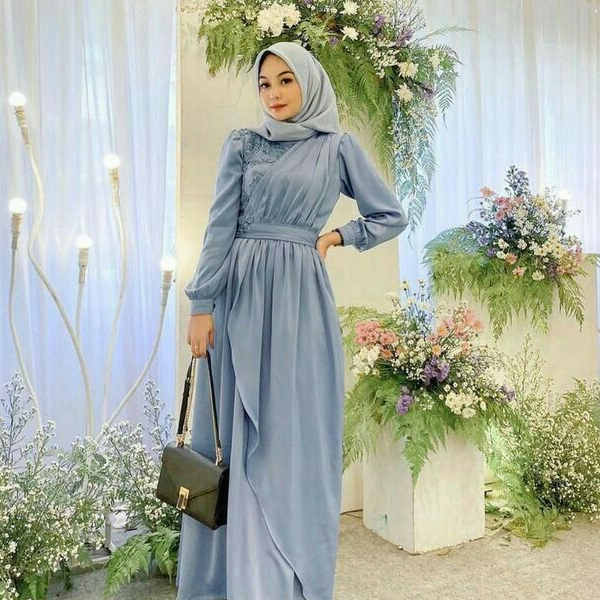 5 Inspirasi Model Gamis Simple Tapi Mewah Untuk Remaja | by Els Media ...