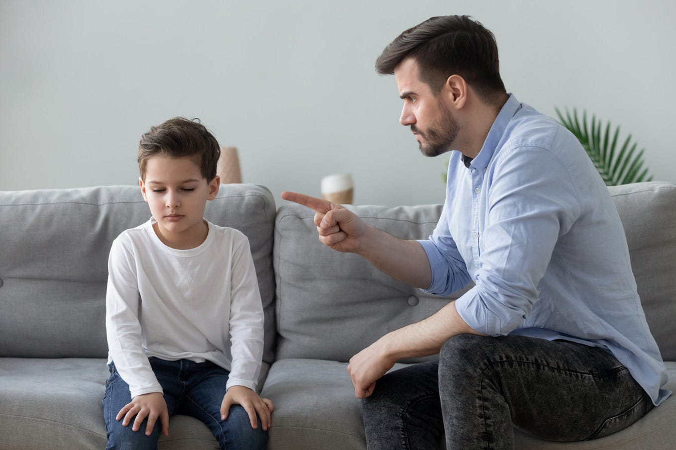 The Struggle of Children with Unsupportive Parents | by Regina | Medium