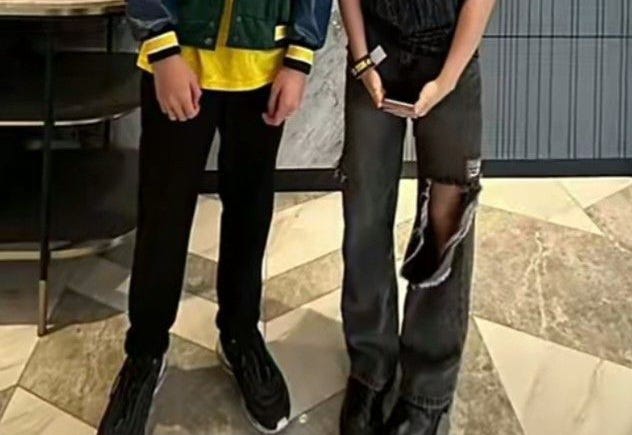 Jastip Hantu | by ivia | Medium