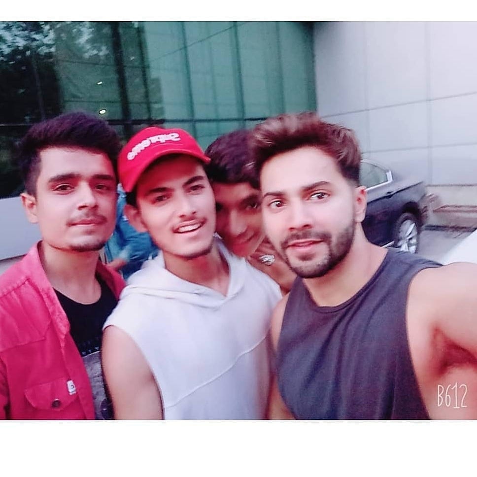 Hawa Banke | Zaid Khan & Bushra Khan | ViralGang VG | by ViralGang VG ...