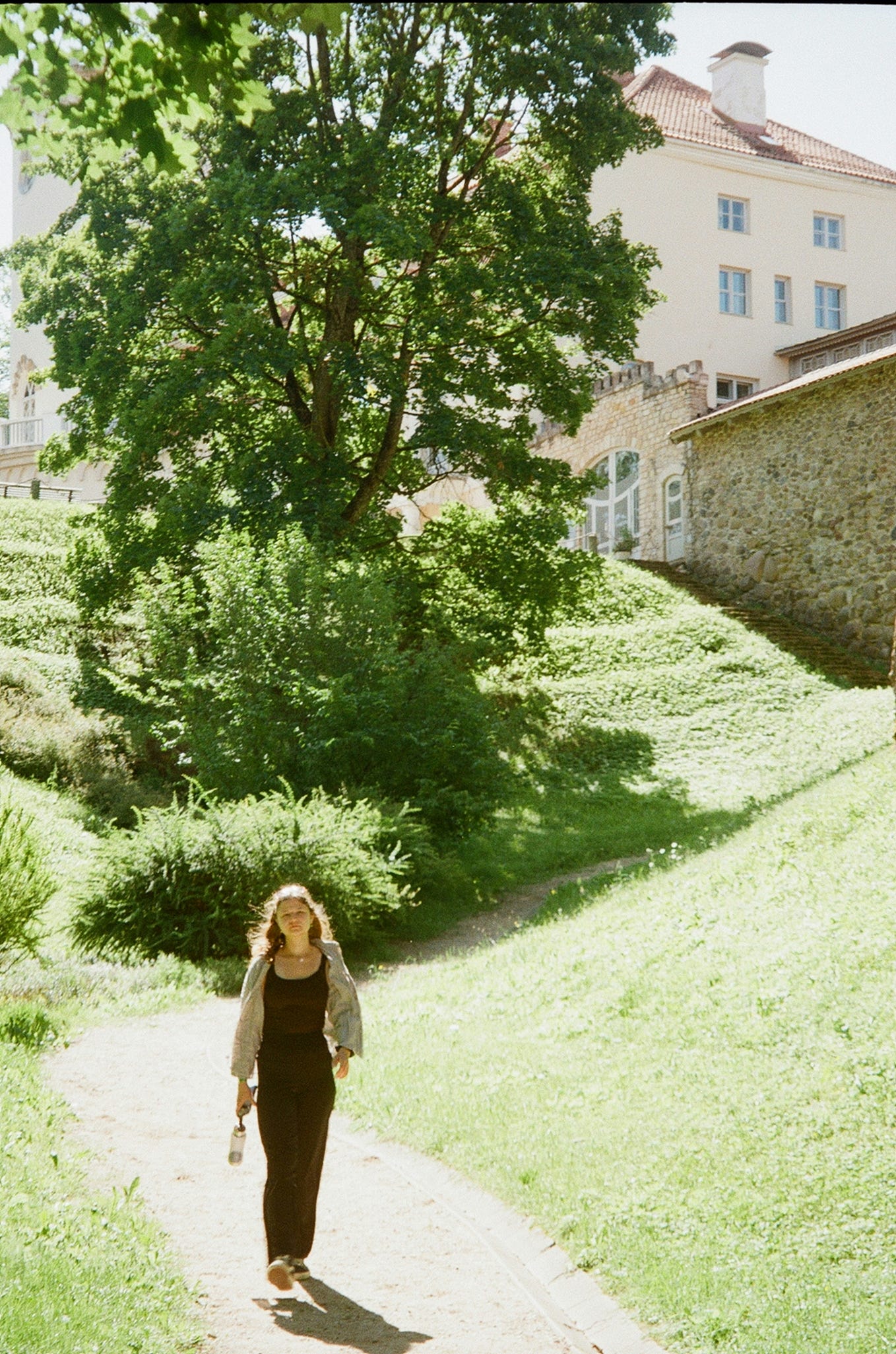 Are You Single and Sad? That Doesn’t Mean that You Are Sad BECAUSE You Are Single | by Bella ...