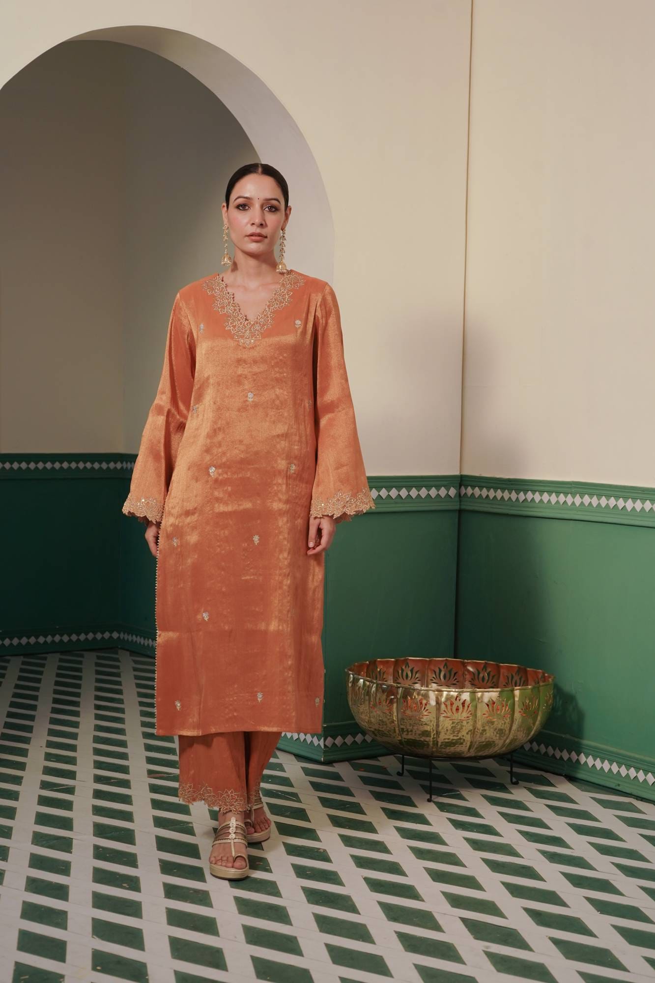 Kurta for Women | Latest Collection of Kurta Design | Nero India ...