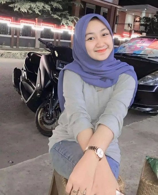 Video Mesum MSbreewc Hujan Enak Main Dalam Selimut - Nova Mardhyah - Medium