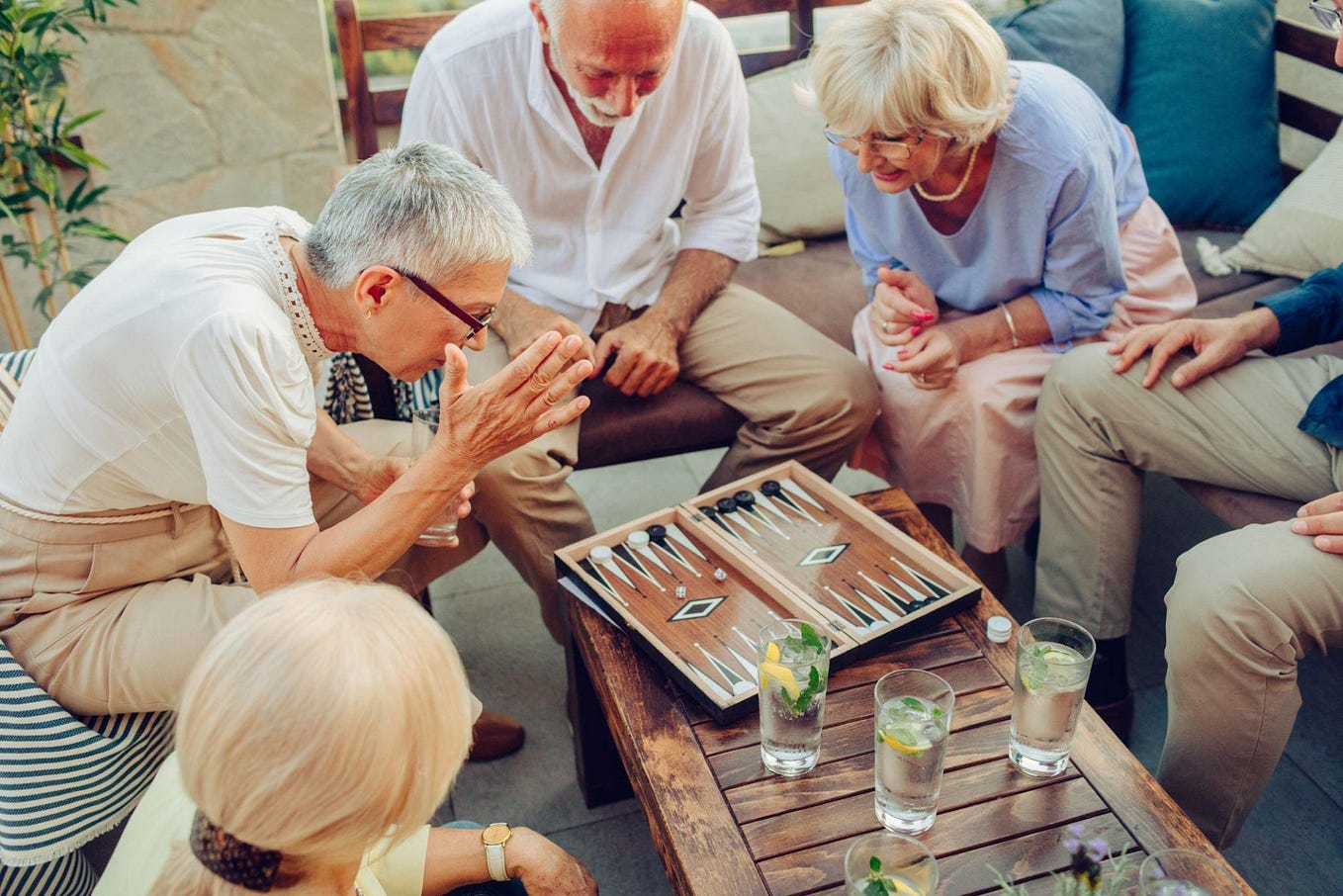 A Beginner’s Guide: Playing Backgammon for the First Time | by ...