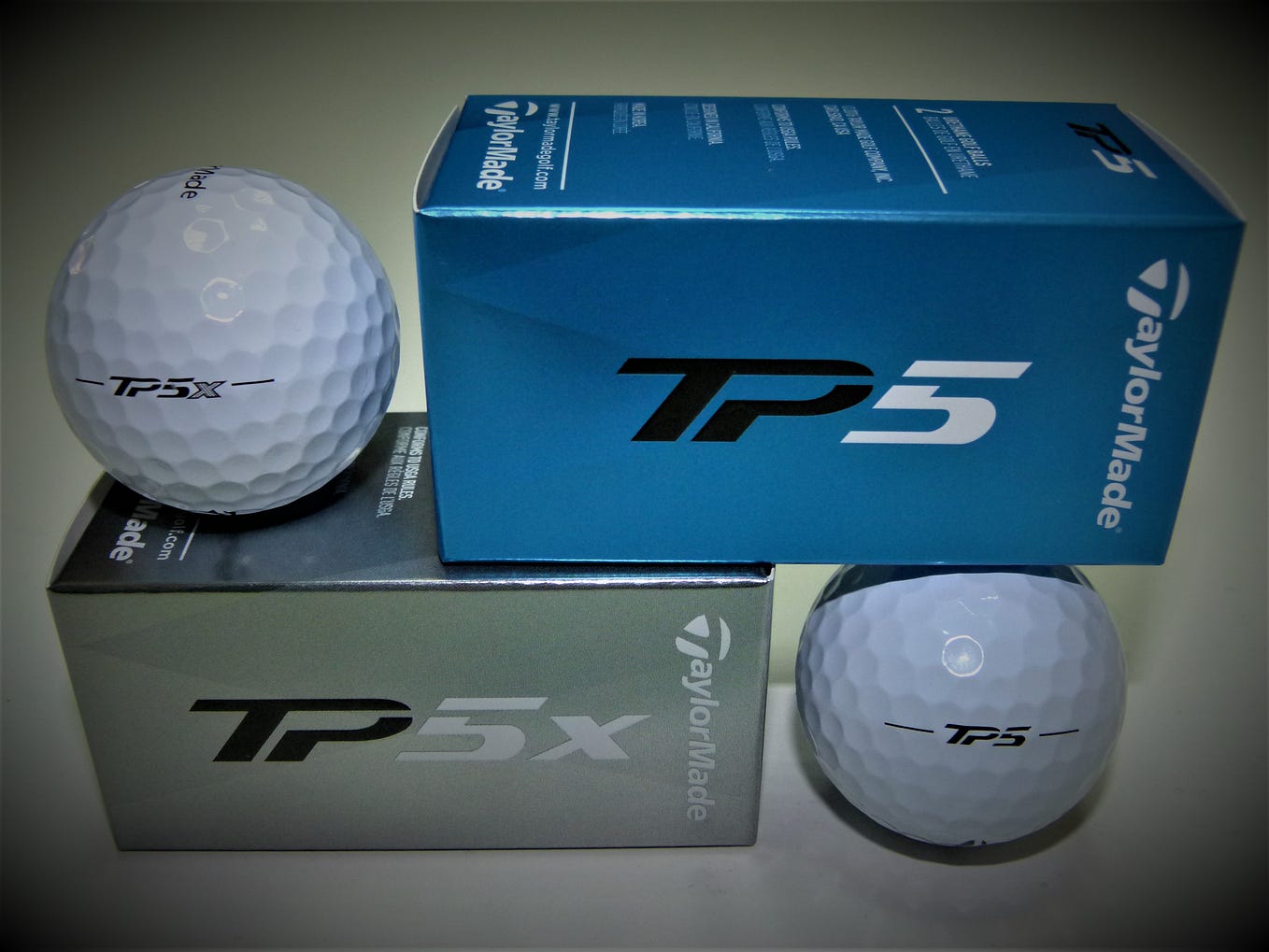 Nuevas Taylormade TP5 y TP5x. Diferencias y novedades de los modelos… | by Roger Spectra | golf ...