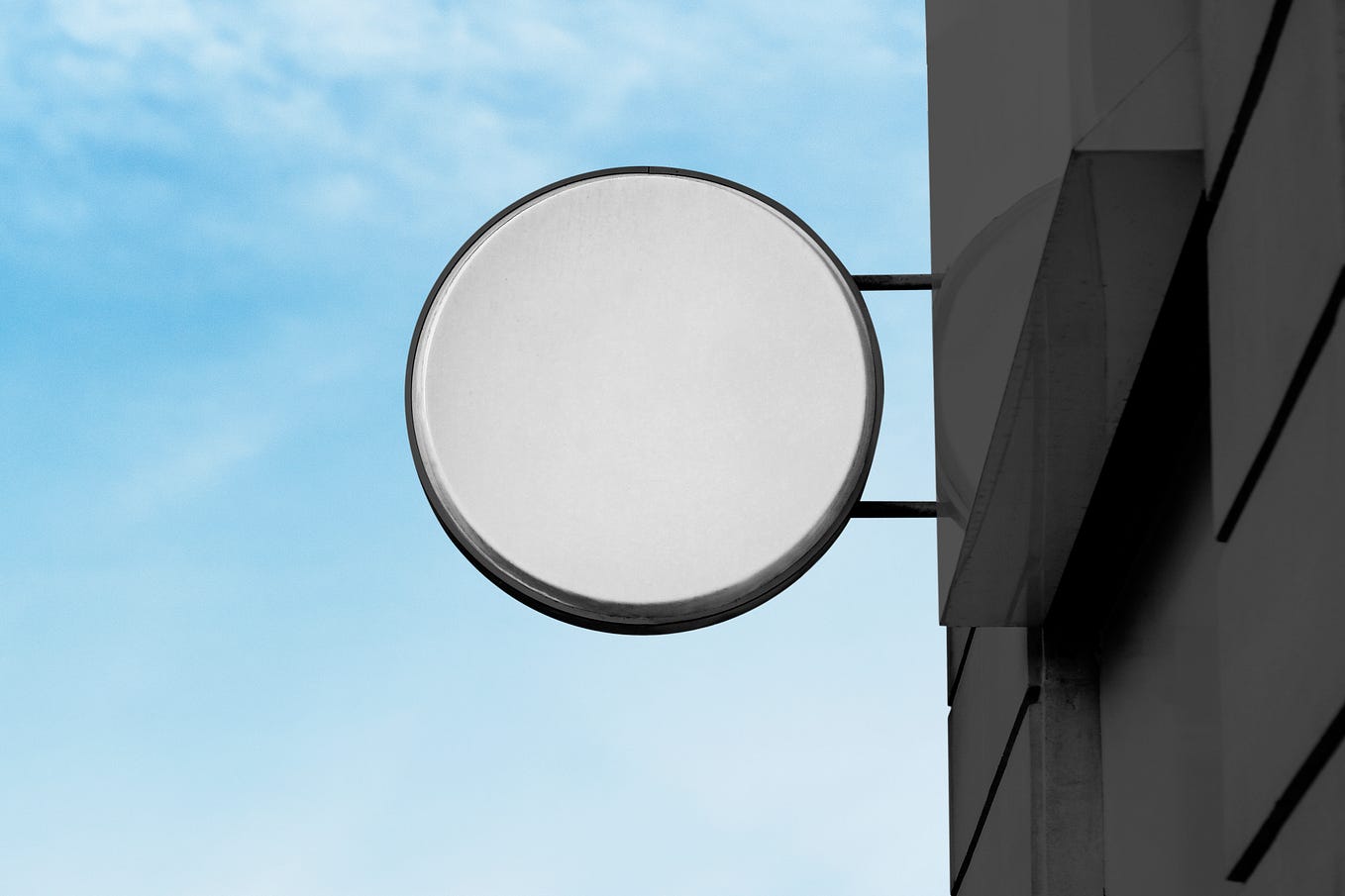 The Evolution of Digital Display Screens: From Pixels to Immersive ...