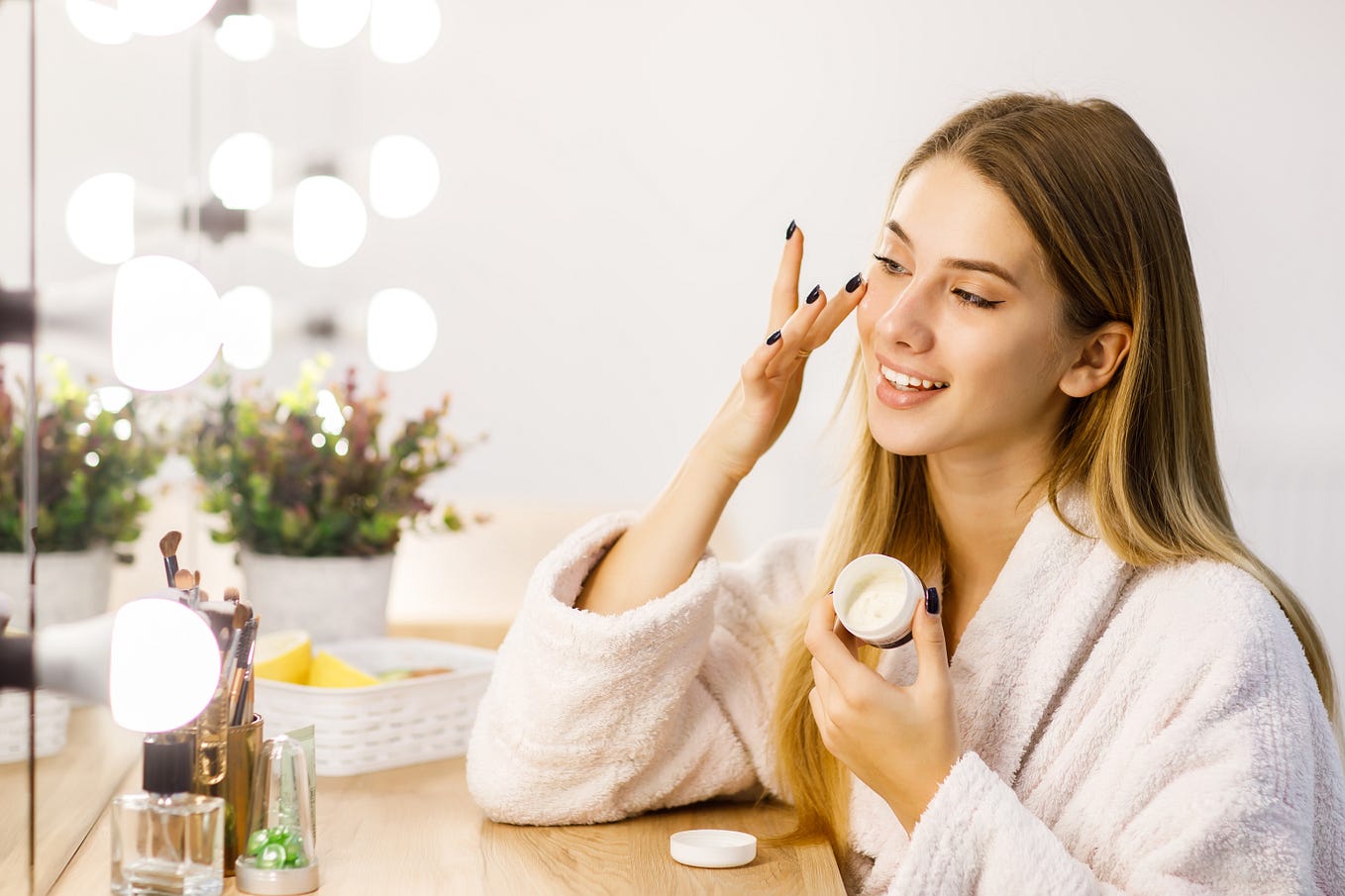 Keep Your Makeup Look Simple With Sonia And Fyza | by Sonia and Fyza ...