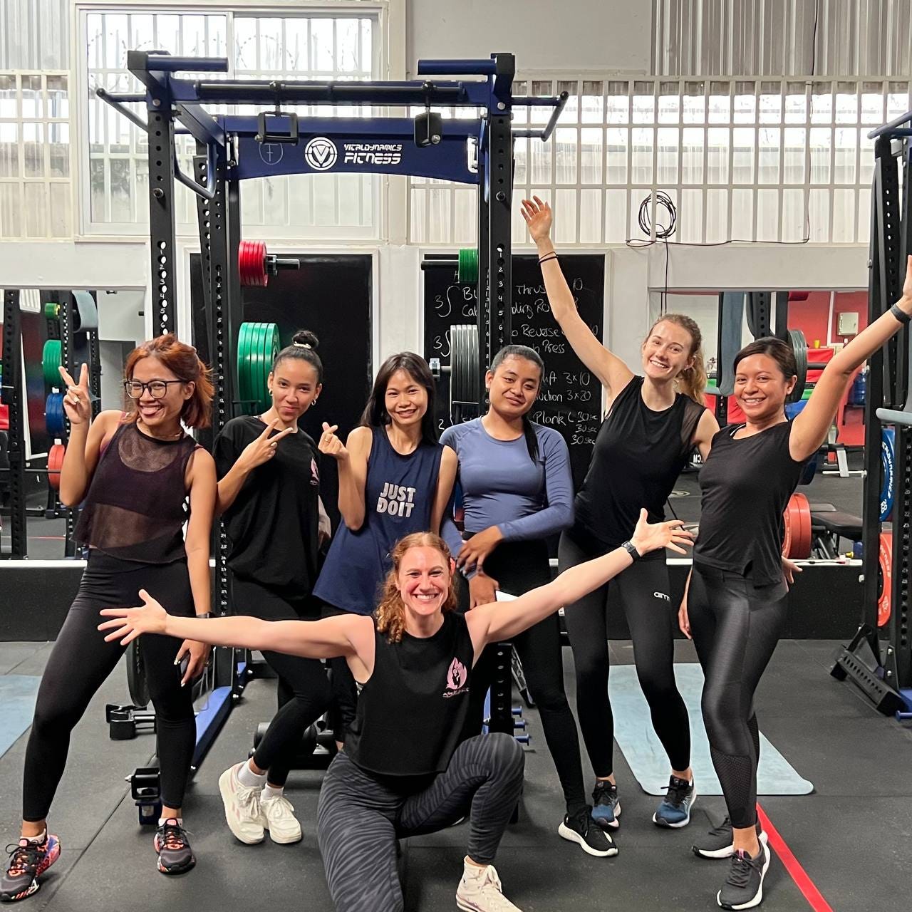 Join the Sisterhood: The Best Women’s Muscle Building Communities ...