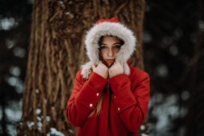 What is the Best Aperture for Portraits? | by Chris Romans | Medium
