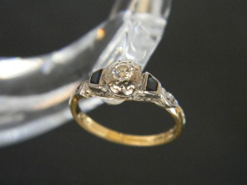 jewellery valuer. jewellery valuer | by Jewellery Valuers | Medium