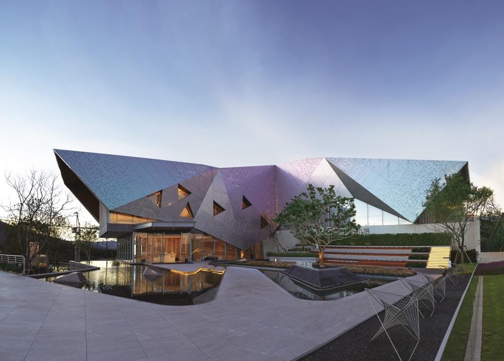 Choosing the Right Composite Roof Panel Design for Aesthetics and ...