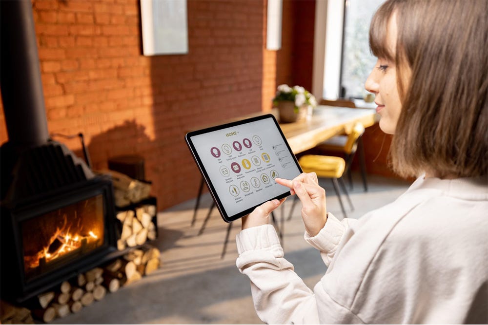 Cisco Network Essentials vs. Network Advantage | by Hazar Sayar | Medium