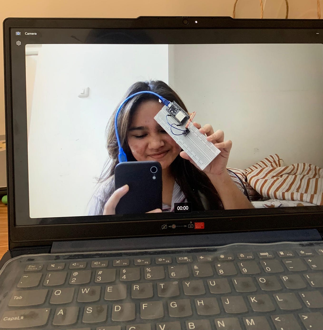 #1 Blink : First Project Blink w/ ESP32 | by Eleanor Cordelia | Medium