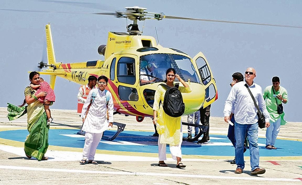 Niharika Bhawan Katra 2024 - Vaishno Devi Yatra With Helicopter - Medium