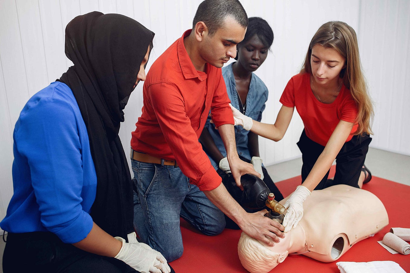 Why Choose CPR And First Aid Certification Training For Your Employee ...