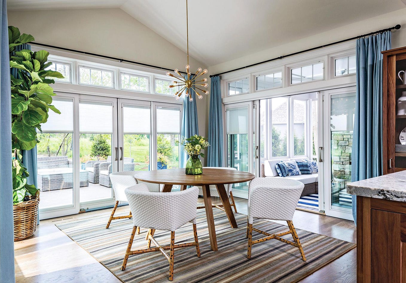 How to Install a Vertical Sliding Door | by Buildingenvelopesystems ...