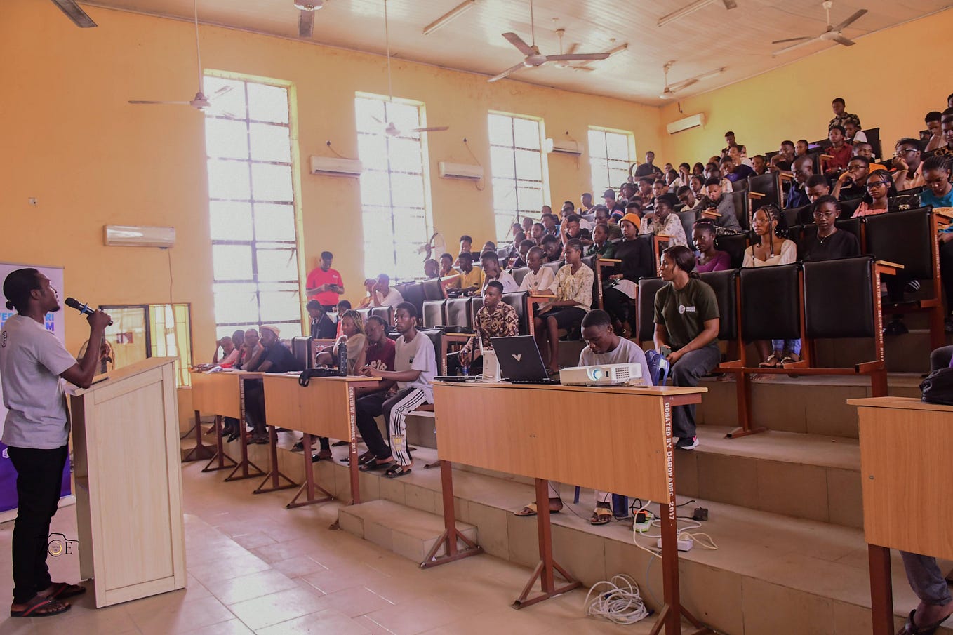 How To Build A Responsive Nav Using Css Flexbox By Charles Freeborn