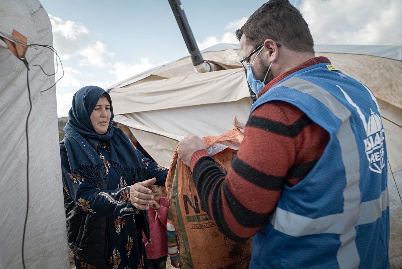 A return to humanity: three ways to uphold dignity in humanitarian ...