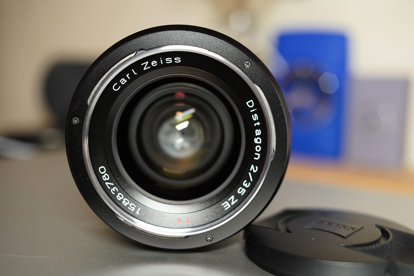 Zeiss Classic 50mm f1.4 Planar T* - 平治人 - Medium