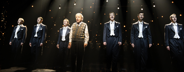 The Spotlight on AI: How Artificial Intelligence Can Help Broadway Shine | by Ken Davenport | Medium