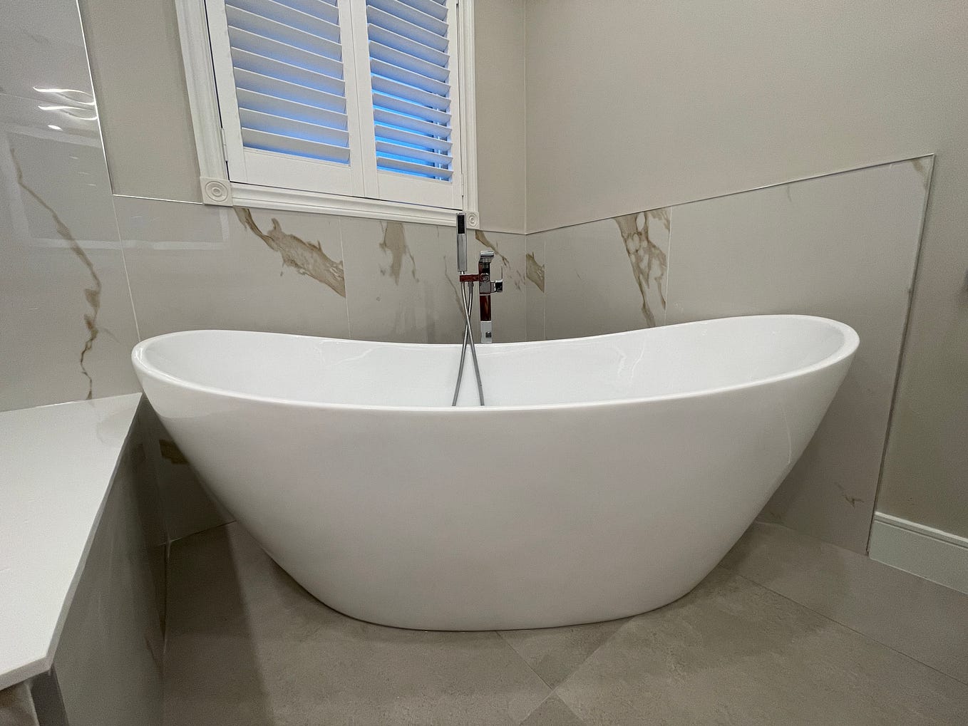 Big Tiles In Bathrooms — The Latest Trend | by Any Bathroom Inc. | Medium