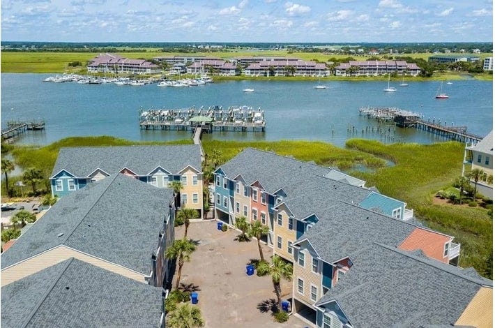 Folly Beach Rentals With Pool - Folly Beach Rental - Medium